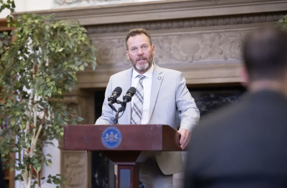 Legal cannabis would be overseen by new state agency, sold by private ...